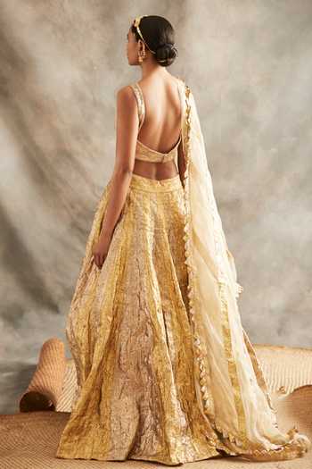 Buy Itrh Gold Organza Woven Zari Lehenga Set Online | Aza Fashions