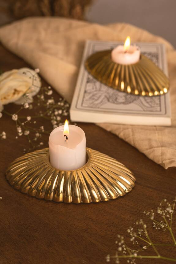 Buy Kaksh Studio Oval Brass Candle Holder (single Pc) Online | Aza Fashions