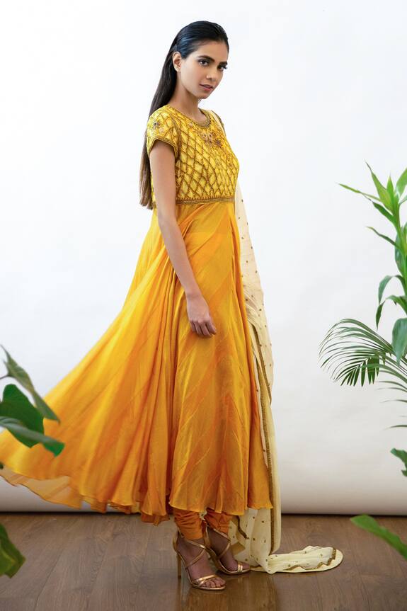 Buy Labbada Yellow Embroidered Chanderi Silk Anarkali Online | Aza Fashions
