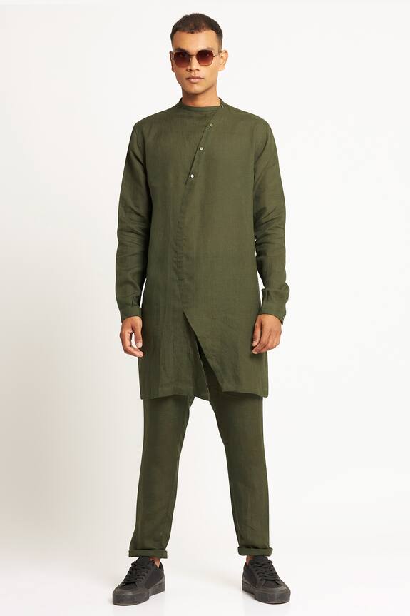 Buy Son of A Noble Snob Green Chola Linen Kurta Online | Aza Fashions