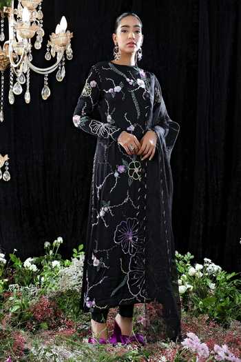 Buy Mahima Mahajan Black Shantoon Jeanne Hand Embroidered Kurta Set ...