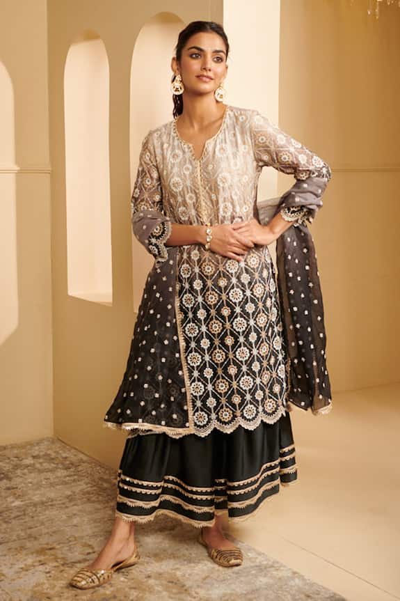 Buy Mulmul Black Pure Mulmul Avisa Ombre Kurta And Skirt Set Online ...