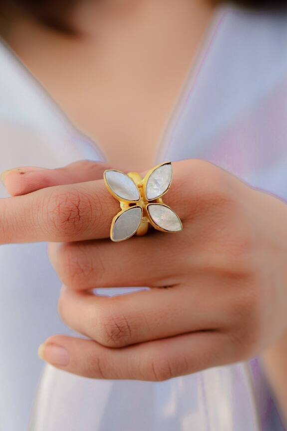 Buy Phiroza Floral Motif Ring Online | Aza Fashions
