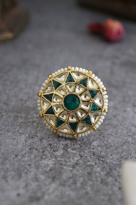 Buy Paisley Pop Aamari Kundan Ring Online | Aza Fashions