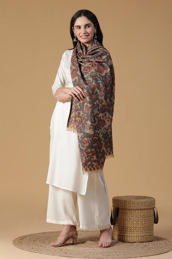 Buy Shingora Wool Lurex Jacquard Stole Online | Aza Fashions
