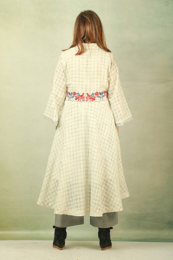 Buy Ibai White Handwoven Asymmetric Tunic Online | Aza Fashions