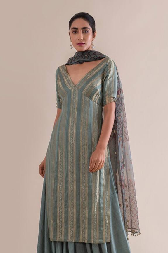 Buy Ekaya Green Handwoven Silk Gharara Set Online | Aza Fashions