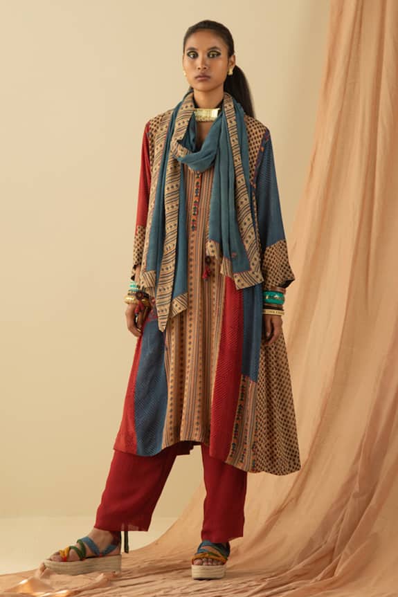 Buy Sunira Designs Red Straight Fit Pant Online | Aza Fashions