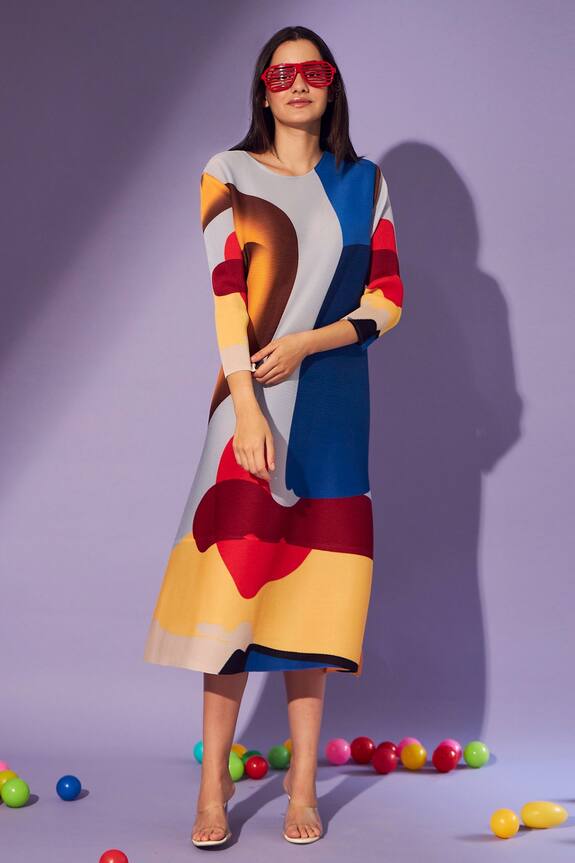 Buy Tasuvure Multi Color Pleated Fabric Alissa Abstract Print Dress ...