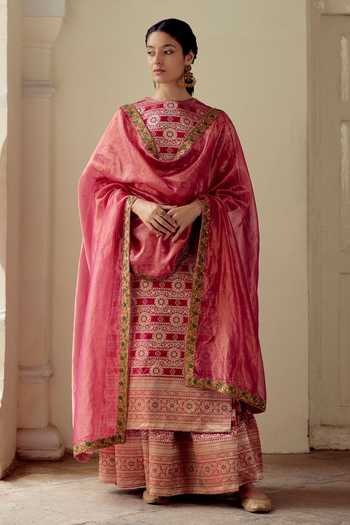 Buy Mimamsaa Magenta Yashvei Floral Brocade Kurta Flared Pant Set ...