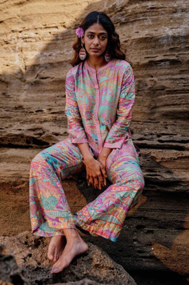 Saundh | Designer Sarees, Lehengas, Kurta Sets Online