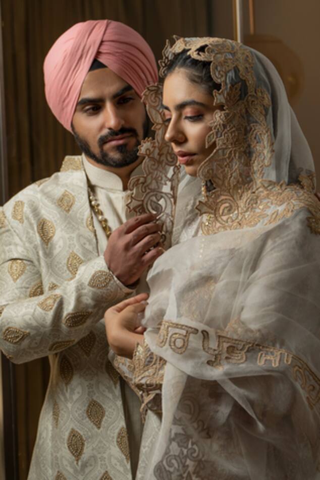 Soniya G | Designer Menswear and Womenswear Collection