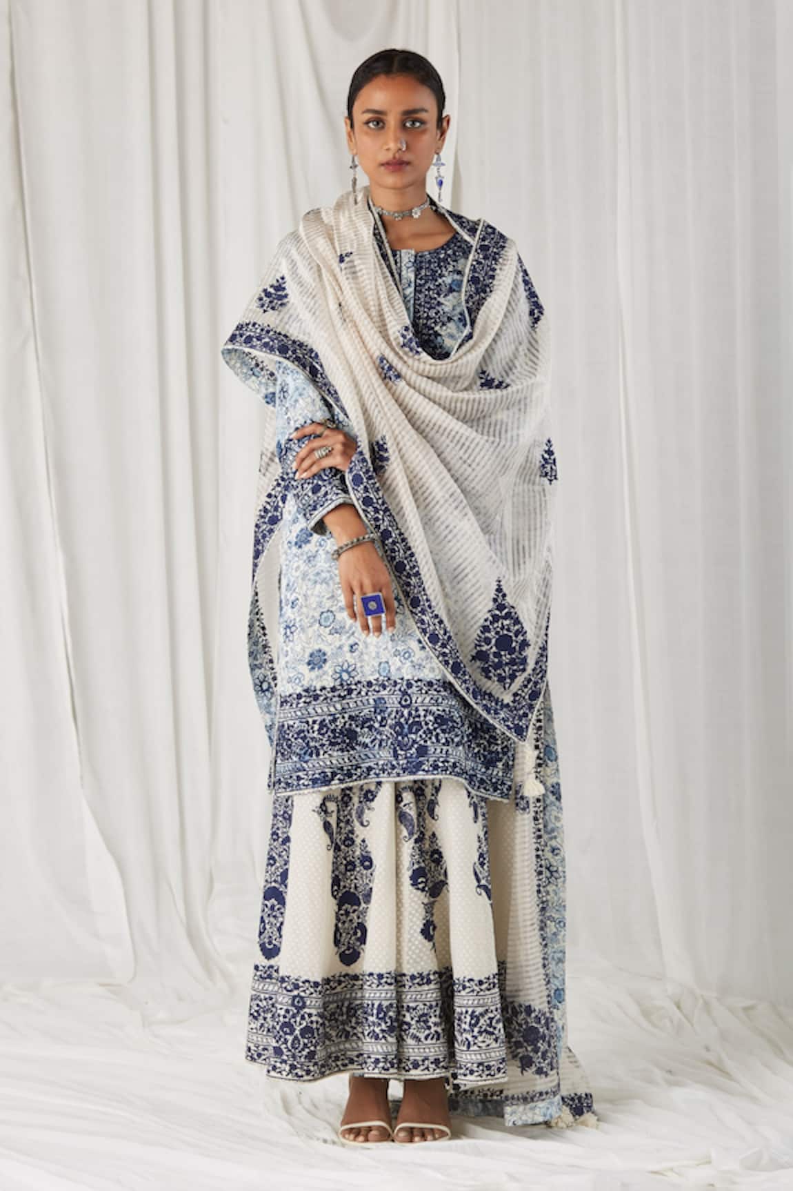 Heena Kochhar | Designer Sarees, Gowns, Lehengas | Aza Fashions