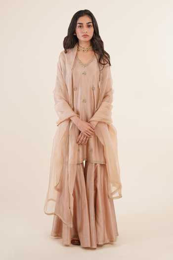 Rashi Jain | Designer Sarees, Lehengas, Kurta Sets | Aza Fashions
