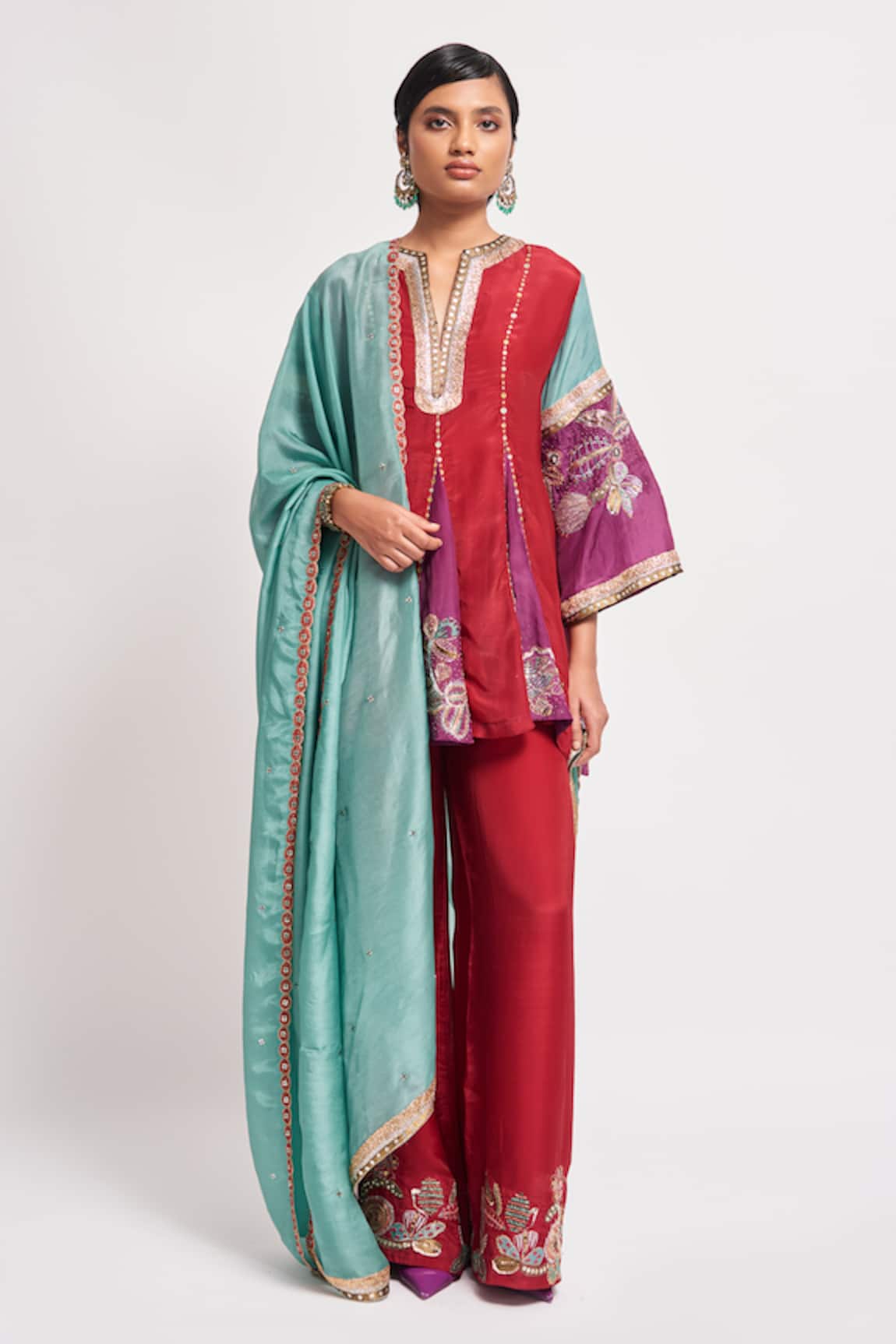 Aisha Rao | Designer Sarees, Gowns, Lehengas | Aza Fashions