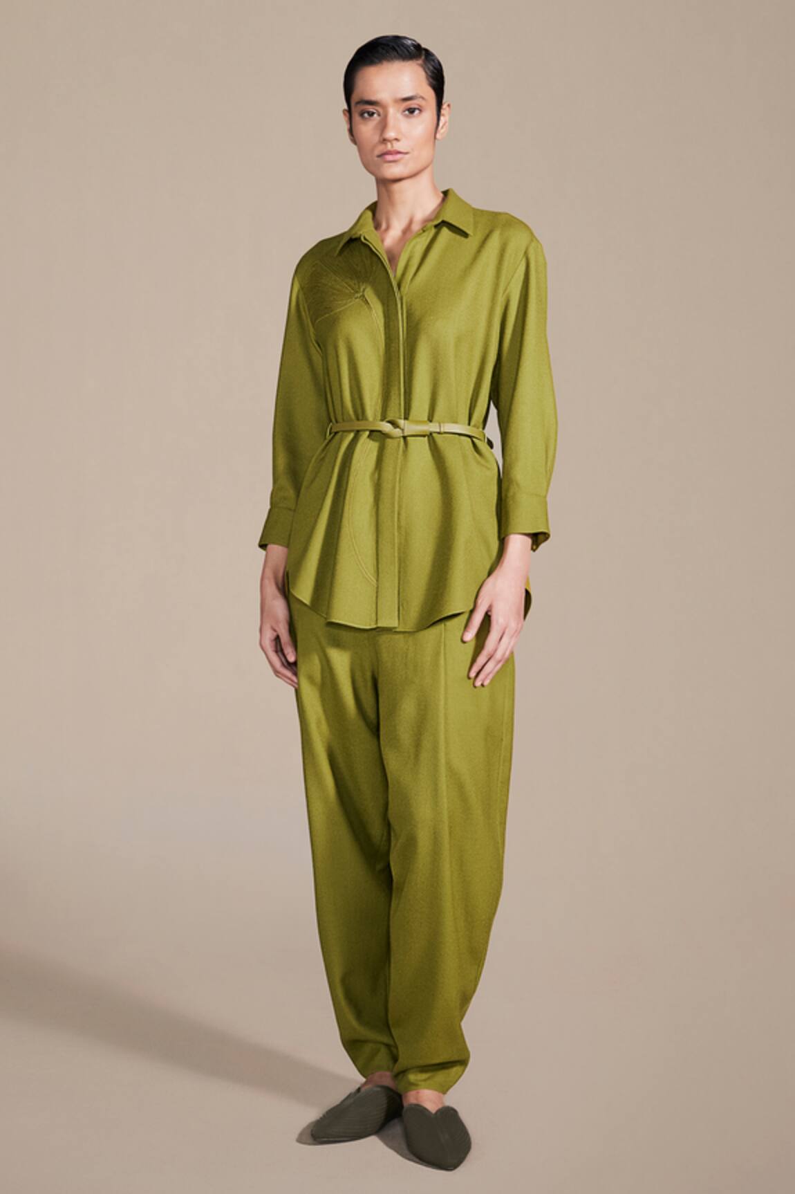 AMPM | Designer Footwear, Sarees, Kurta Sets | Aza Fashions