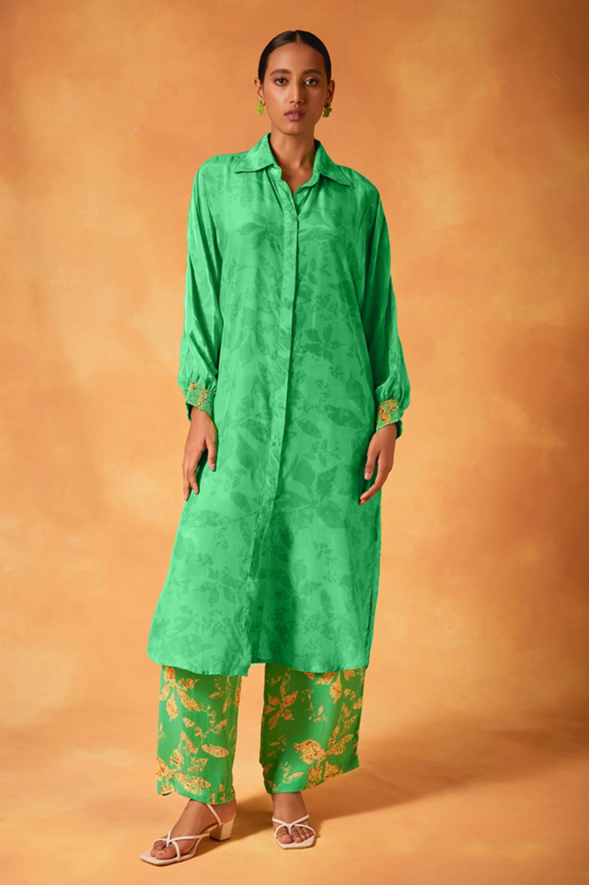 Saundh | Designer Sarees, Lehengas, Kurta Sets Online