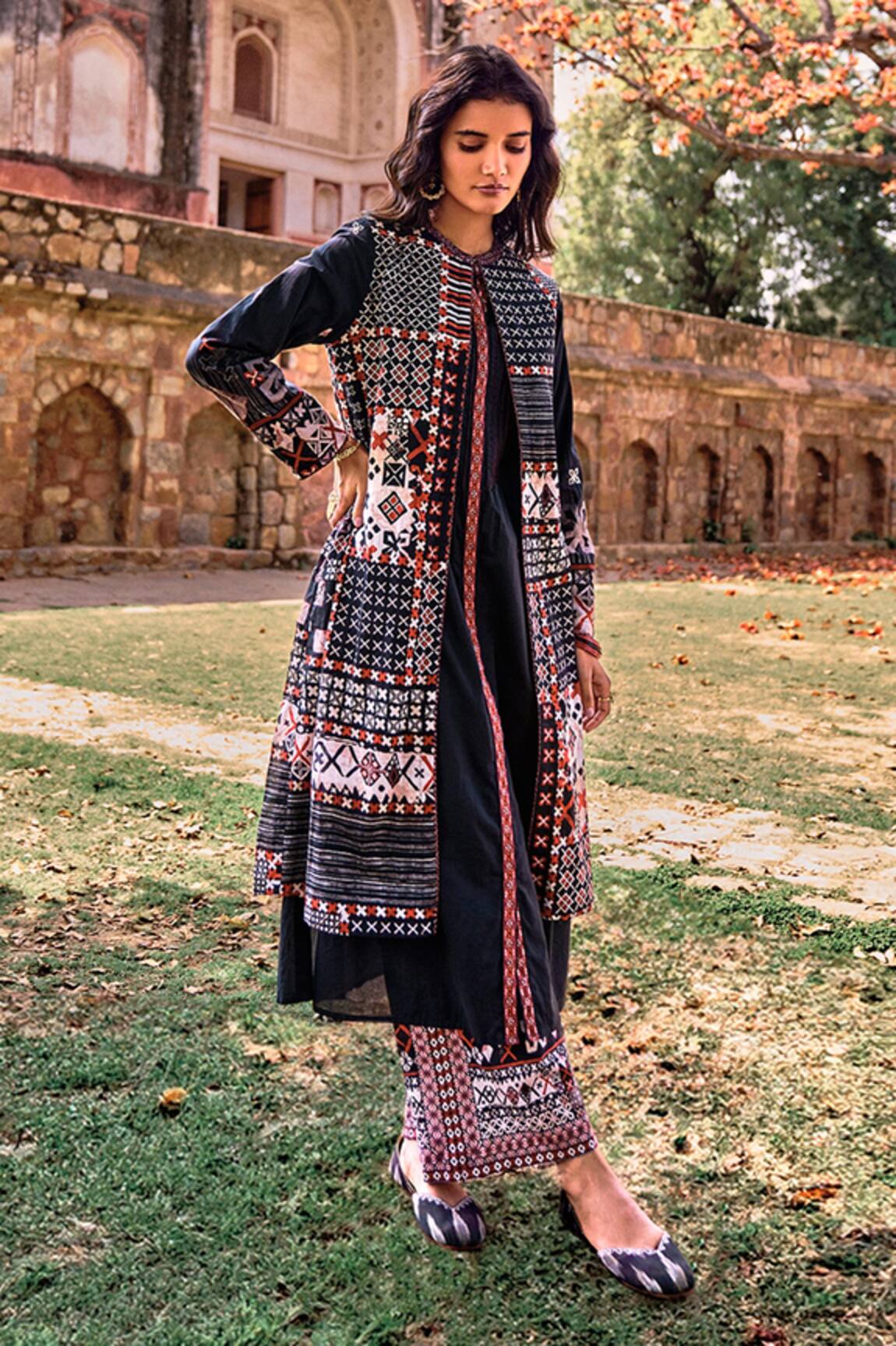 Saundh | Designer Sarees, Lehengas, Kurta Sets Online