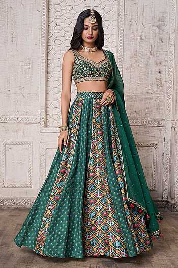 Buy Ariyana Couture Green Patola Print Panelled Lehenga Set Online ...