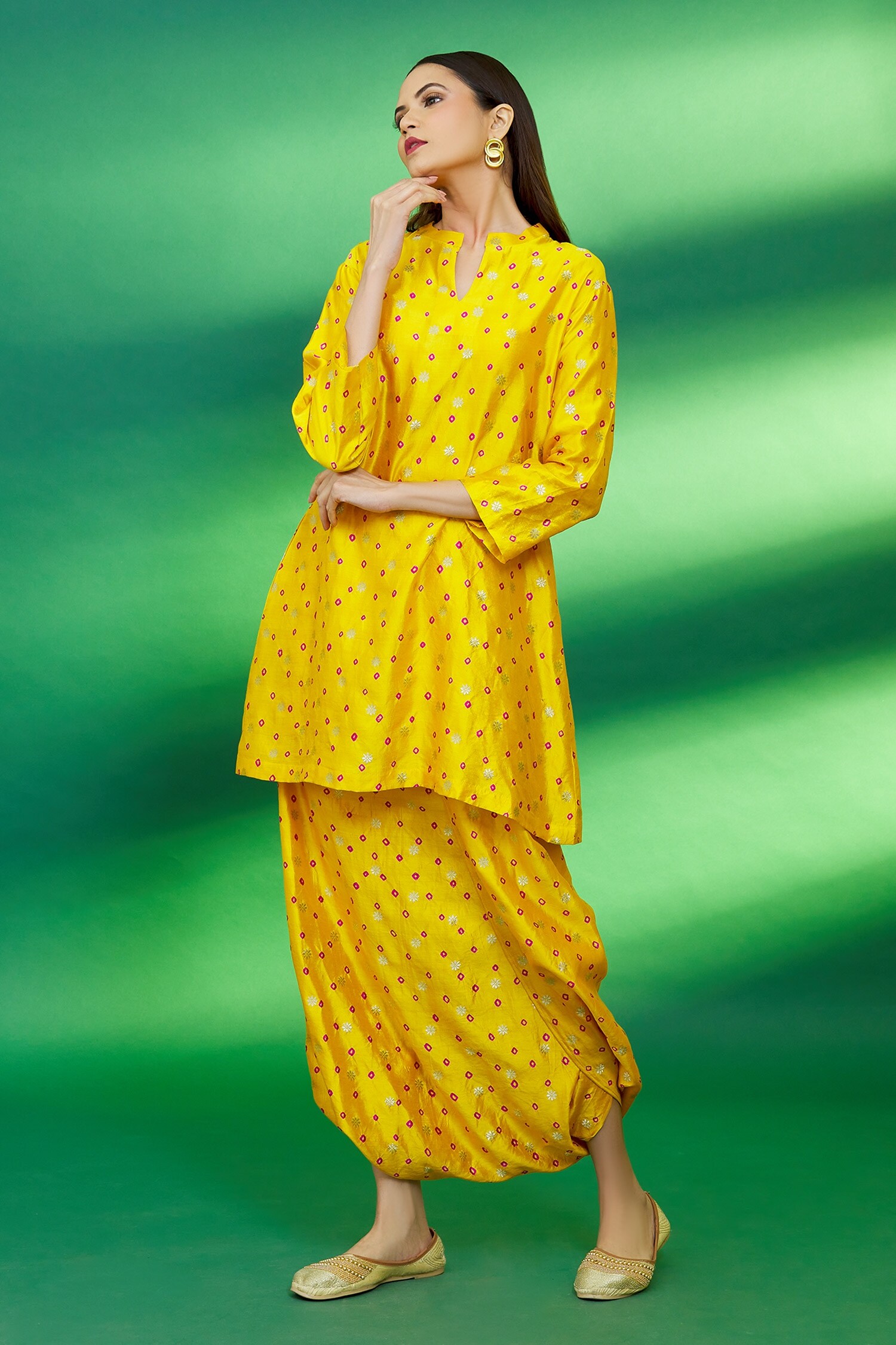 Buy Pinki Sinha Yellow Chiniya Silk Bandhani And Floral Pattern Kurta ...