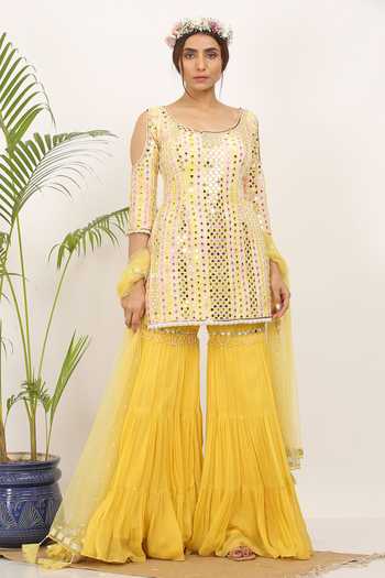 Buy Nitisha Kashyap Official Peach Uppada Silk Cold Shoulder ...