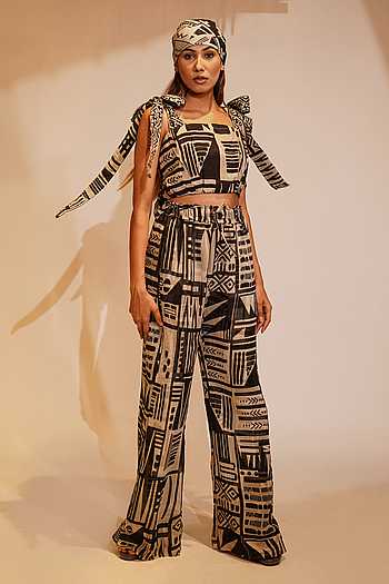 Buy Nikita Mhaisalkar Black Georgette Aztec Print Straight Pant Online ...