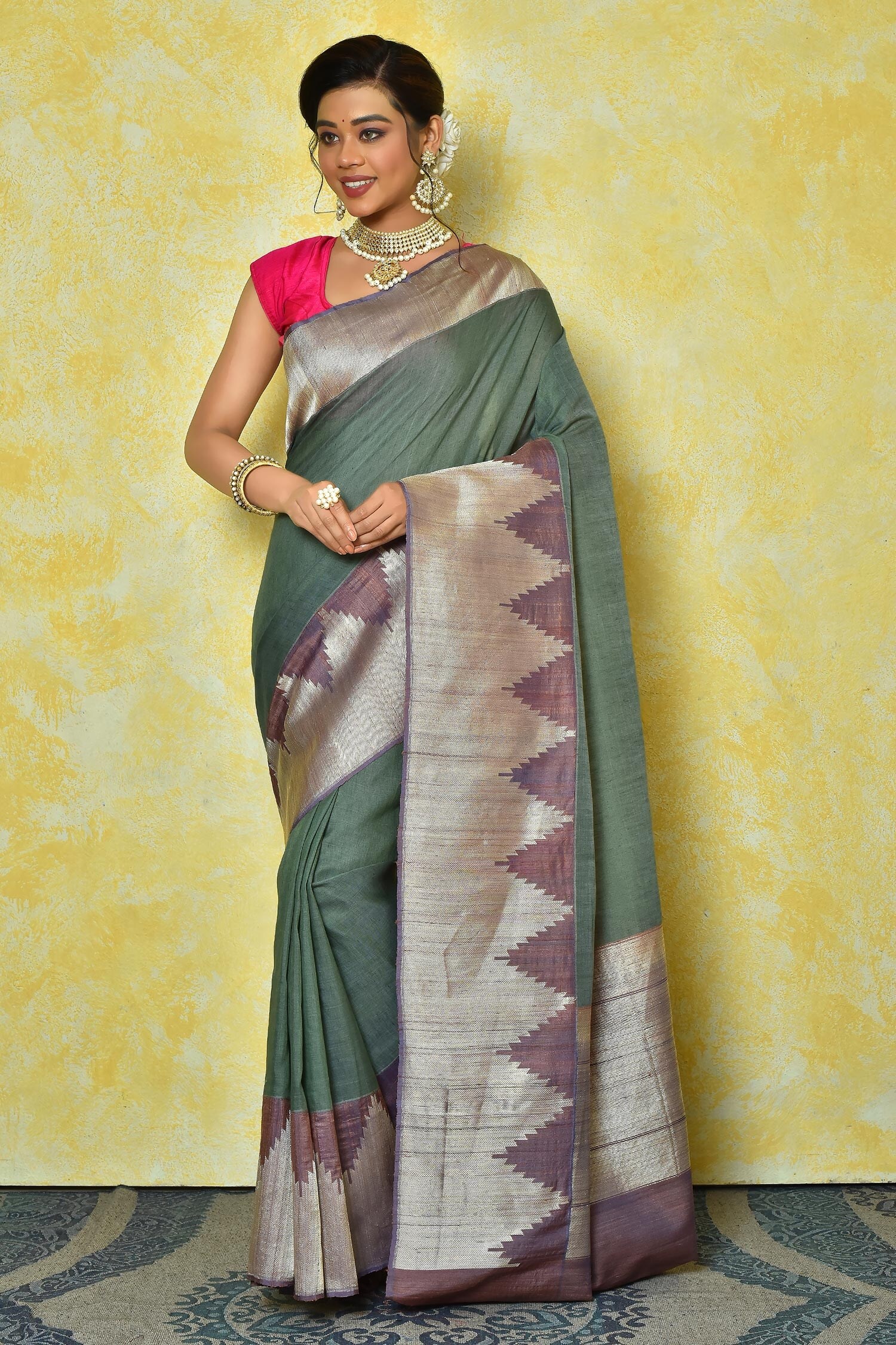 Buy Samyukta Singhania Green Tussar Silk Banarasi Temple Pattern ...