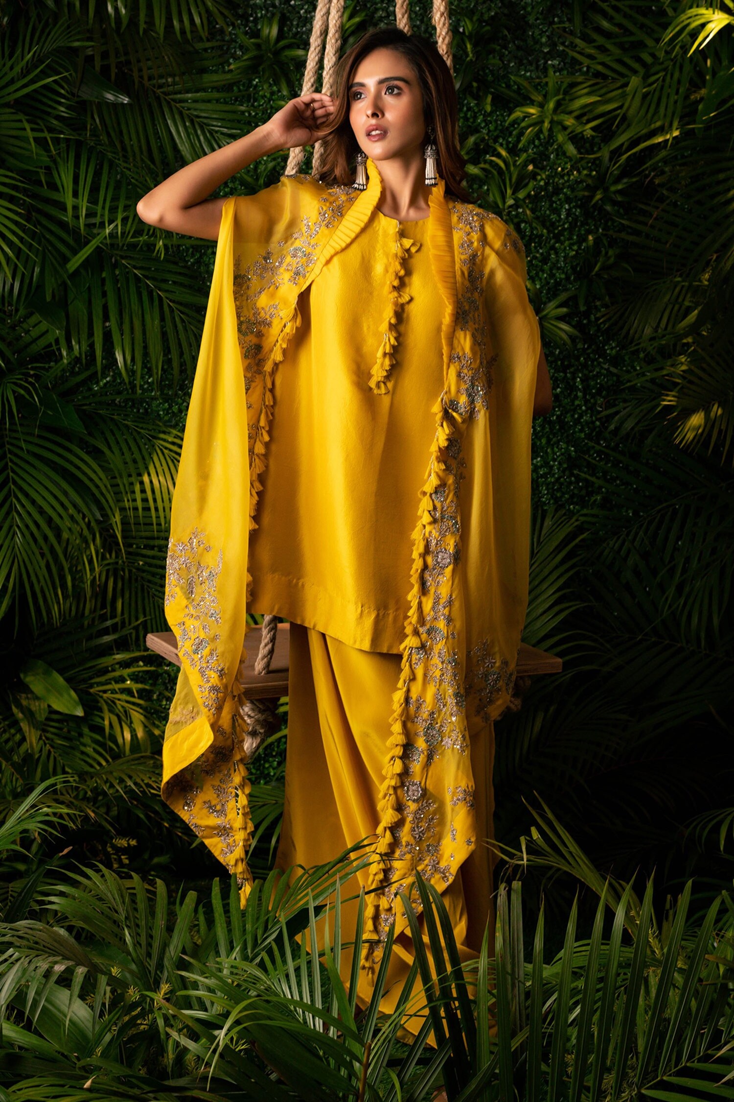 Buy Pallavi Poddar Yellow Dupion Zardozi Floral Embroidered Cape And ...