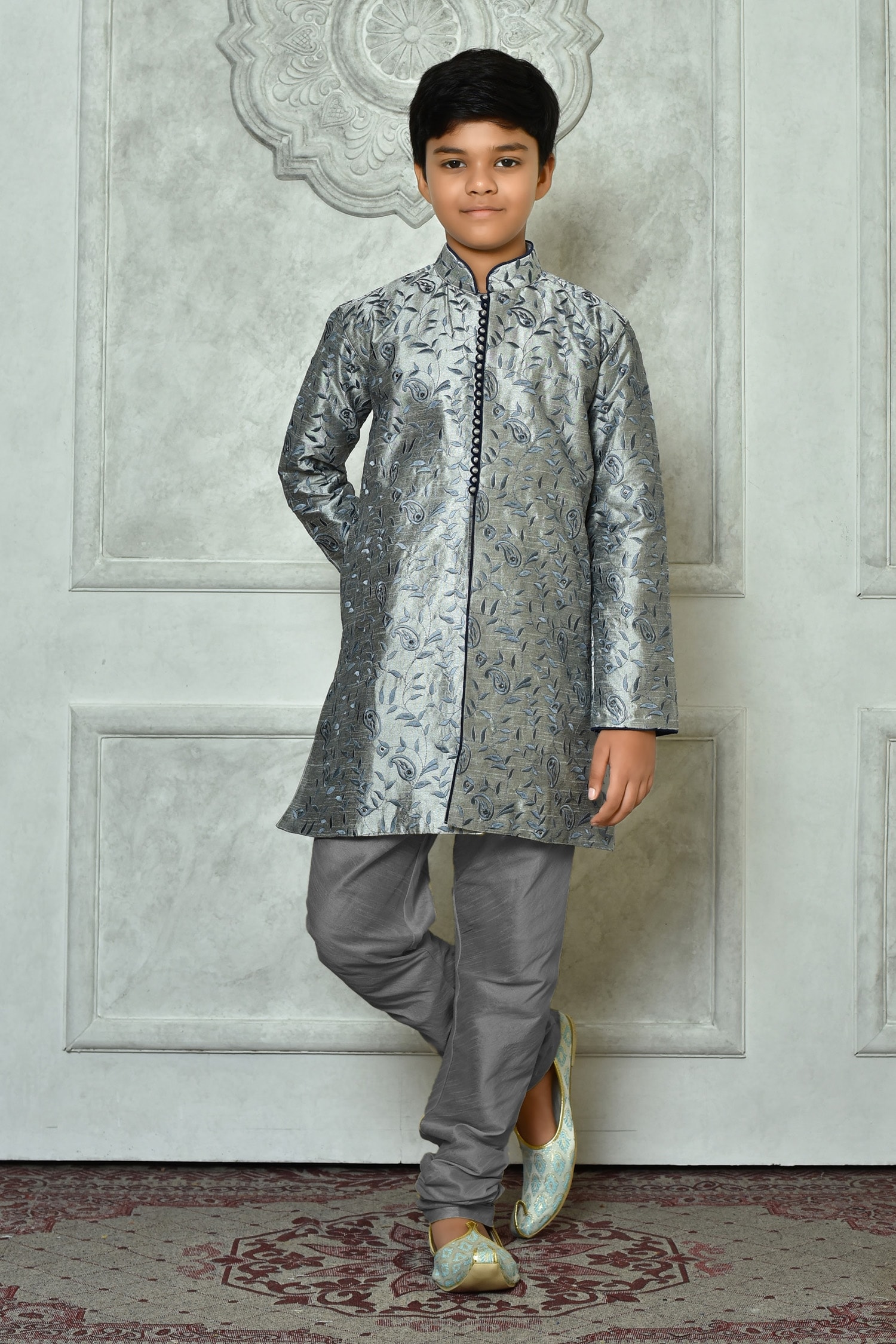 Buy Arihant Rai Sinha Grey Leaf And Paisley Pattern Full Sleeve Kurta ...