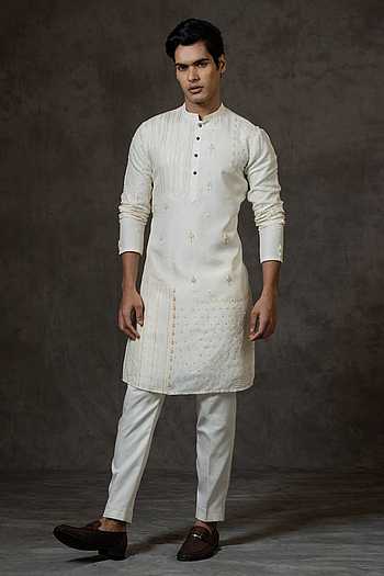 Buy Paarsh Ivory Bullion Flower Embroidered Kurta Set Online | Aza Fashions
