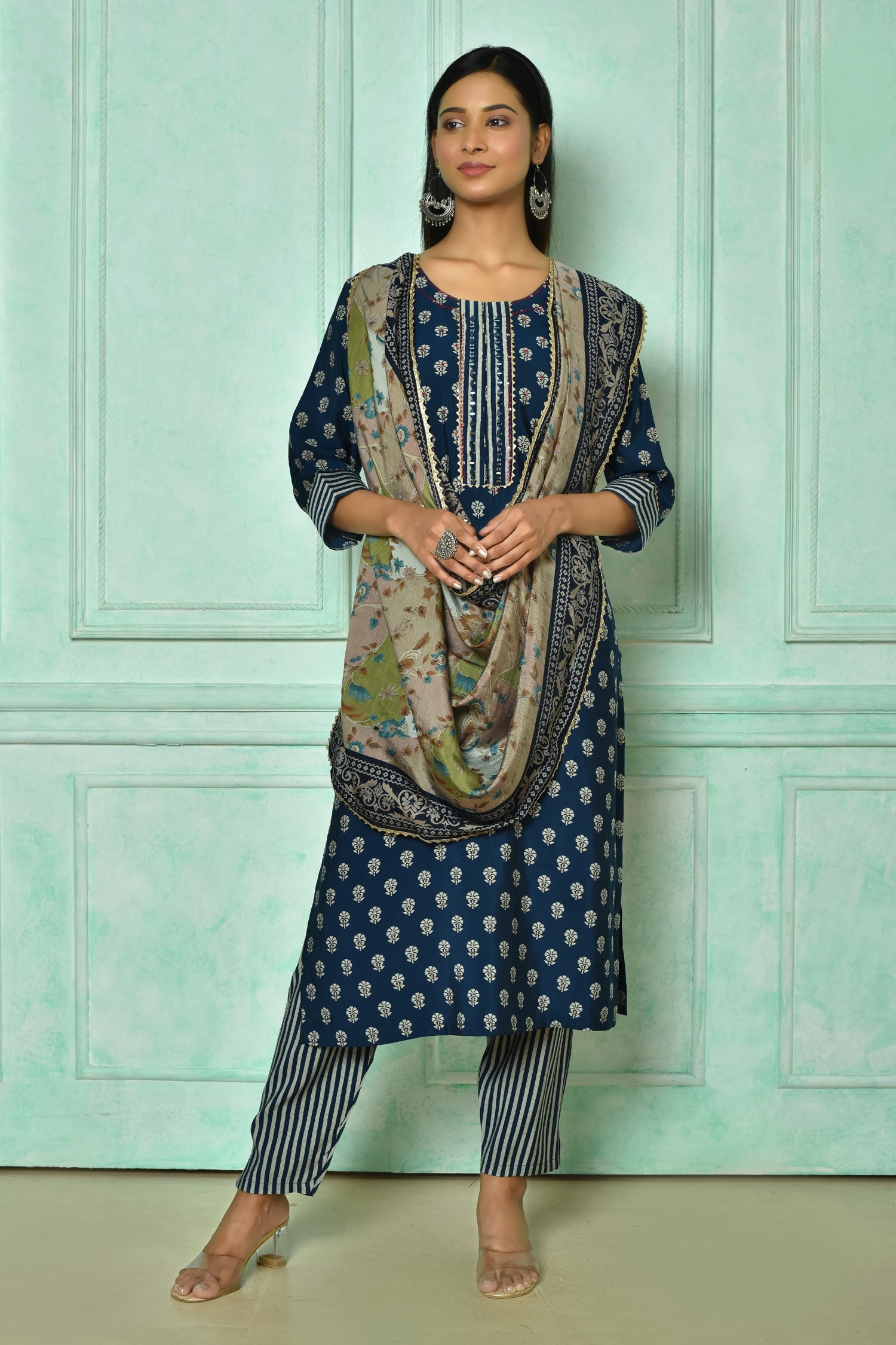 Buy Samyukta Singhania Blue Muslin Floral Pattern Kurta Pant Set Online ...
