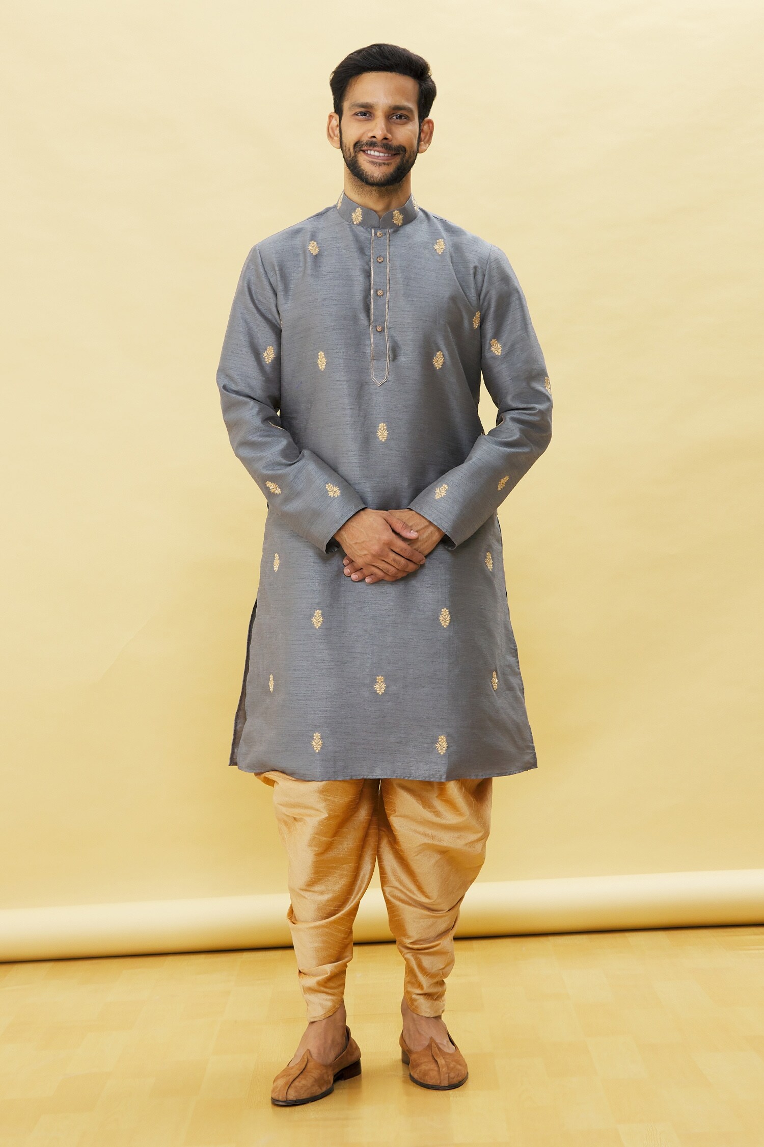 Buy Samyukta Singhania Grey Silk Embroidered Scatter Booti Kurta ...