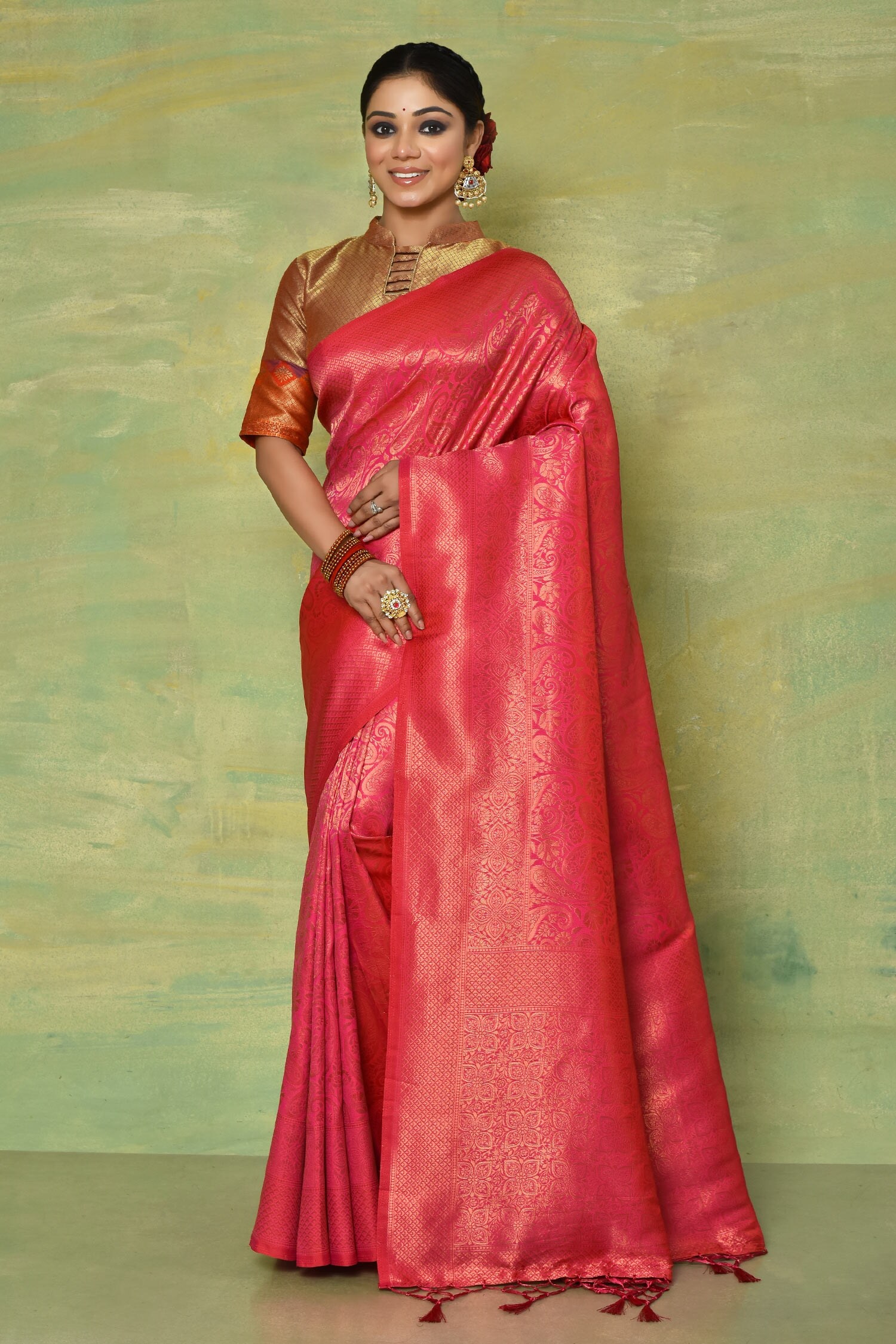 Buy Naintara Bajaj Pink Woven Paisley Bloom Pattern Saree Online | Aza ...