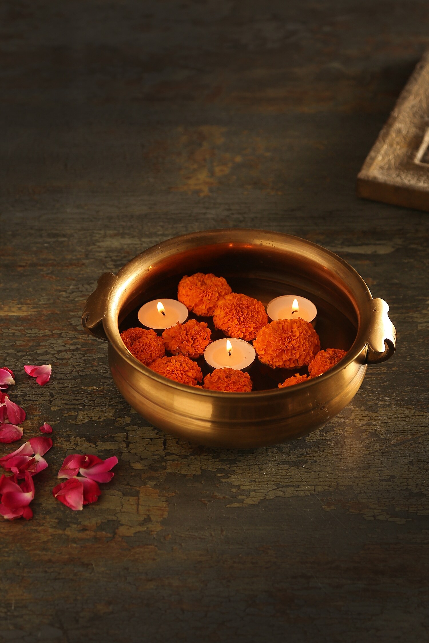 Buy Amoli Concepts Handcrafted Brass Urli Online | Aza Fashions