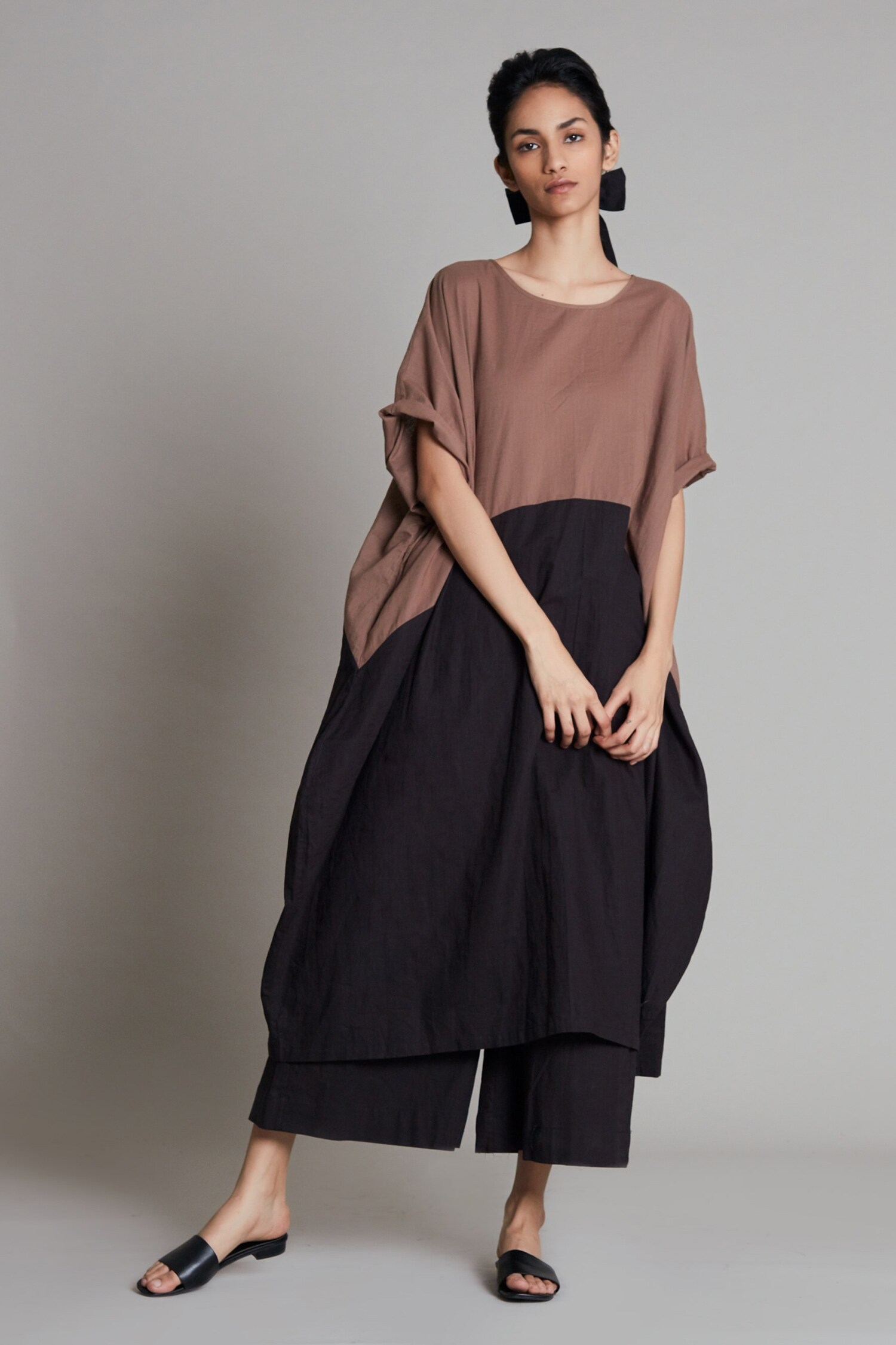 Buy Mati Beige Cotton Colorblock Tunic And Pant Set Online | Aza Fashions