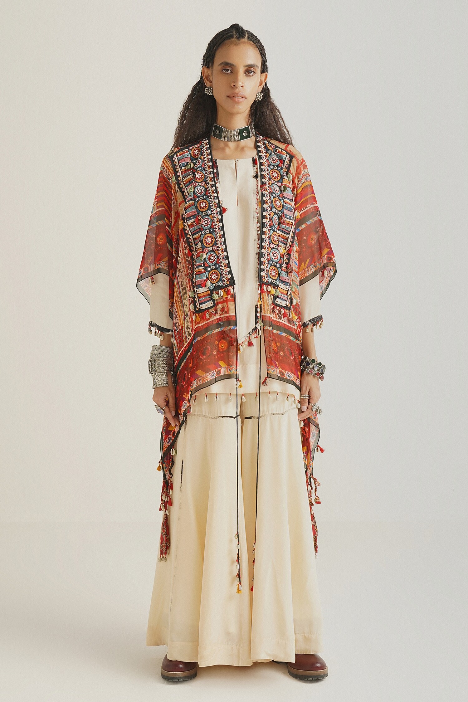 Buy Aseem Kapoor White Natural Crepe Mitra Kurta Sharara Set With Veni ...