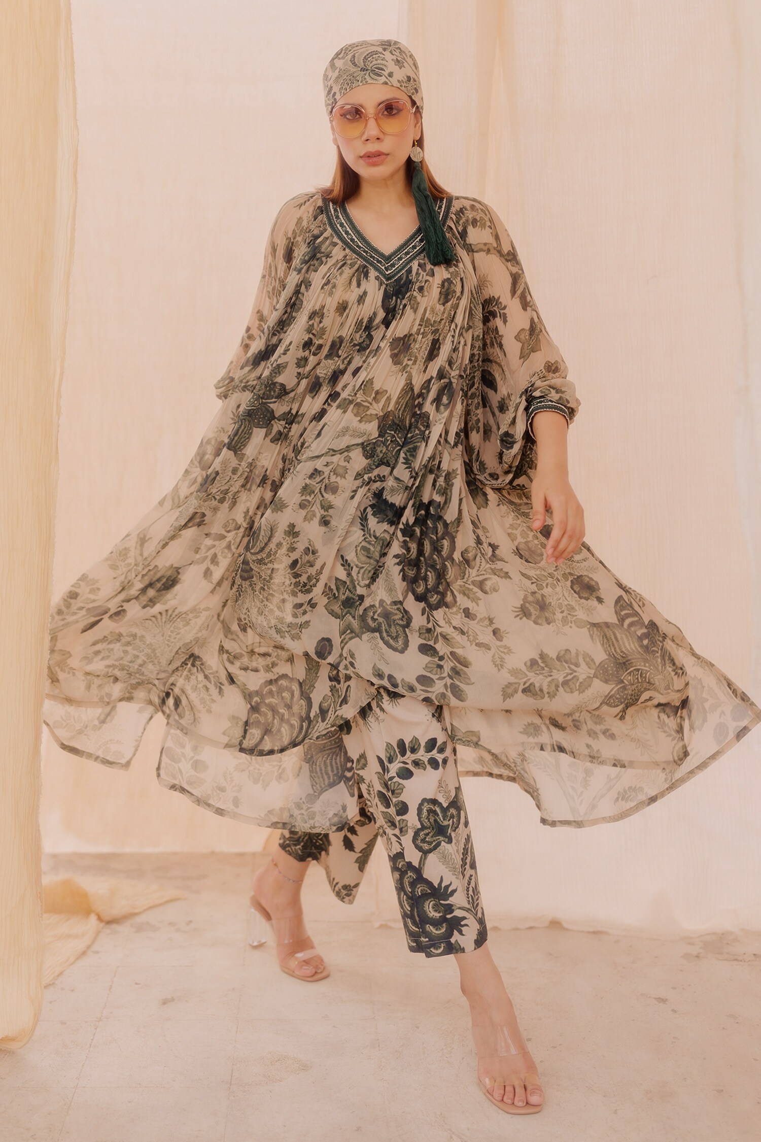 Buy Pooja-Keyur Green Chiffon Floral Print Tunic And Pant Set Online ...