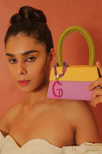 Buy NakhreWaali O m g Handcrafted Bag Online Aza Fashions buy-nakhrewaali-o-m-g-handcrafted-bag-online-aza-fashions