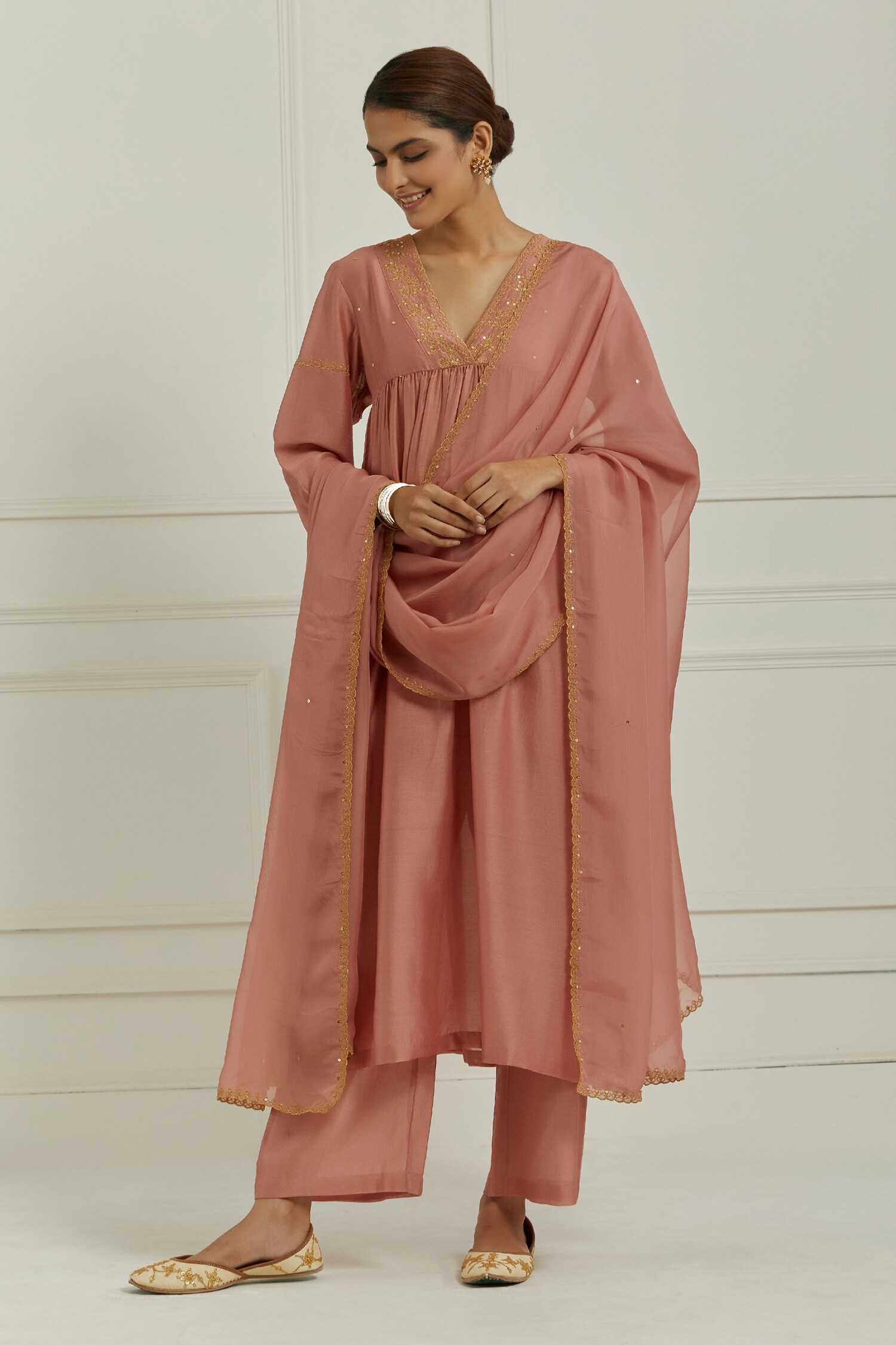 Buy Ikshita Choudhary Pink Tissue Organza Embroidered Dupatta Online ...