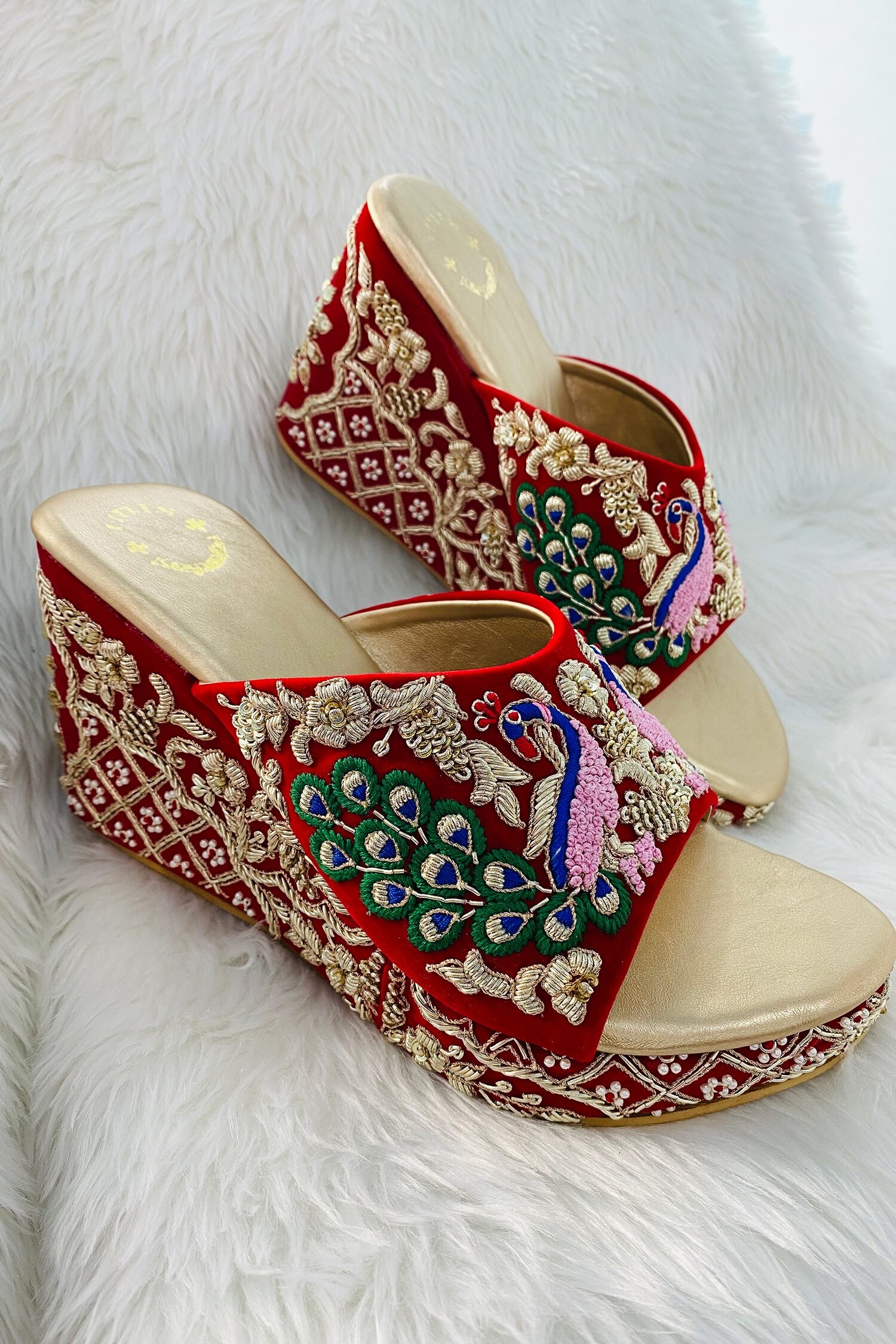 Buy Rajasthani Stuff Tri Mor Velvet Embroidered Wedges Online | Aza ...