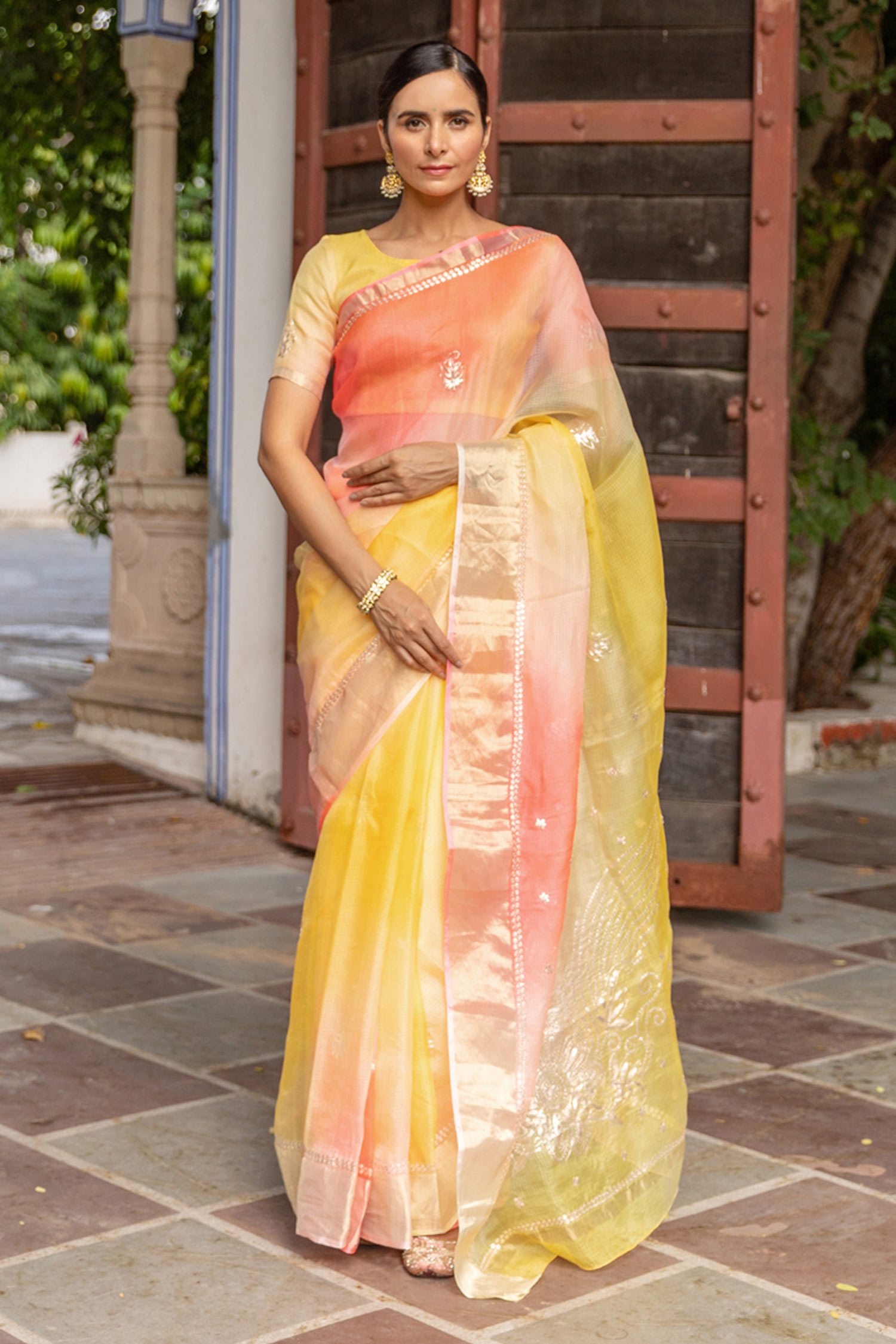 Buy Pittan Work Saree With Unstitched Blouse Fabric by Geroo Jaipur at ...