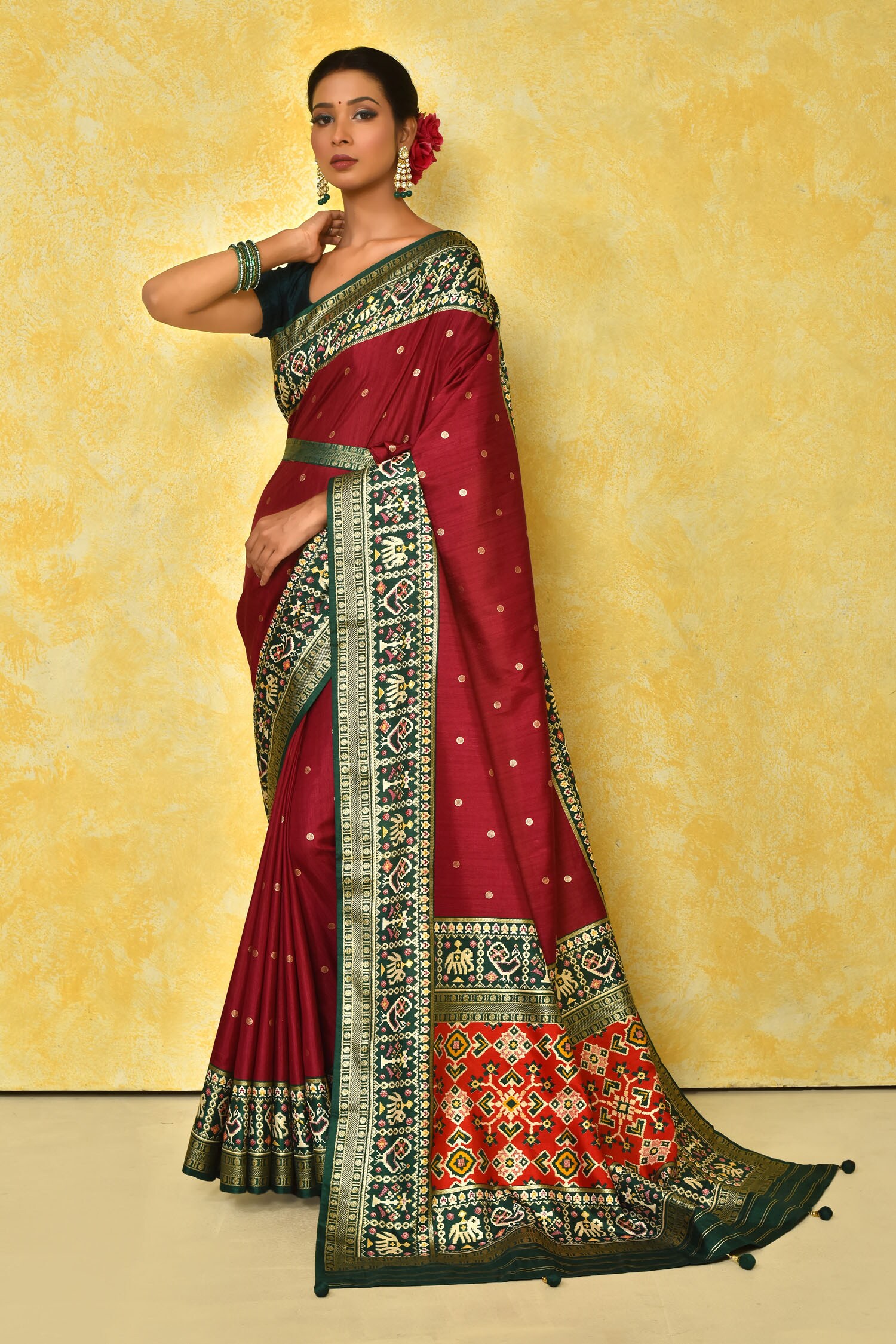 Buy Arihant Rai Sinha Magenta Silk Blend Polka Dots Woven Saree With ...