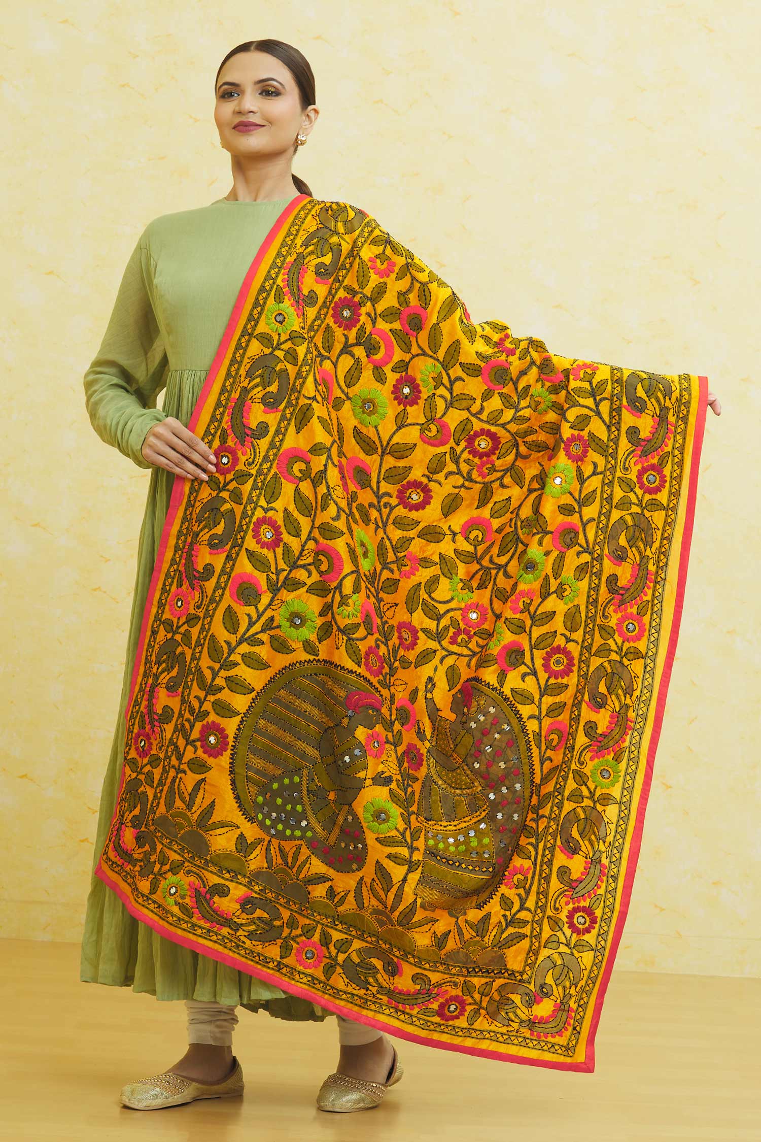 Buy Figurine & Botanical Pattern Phulkari Dupatta by Khwaab by Sanjana ...