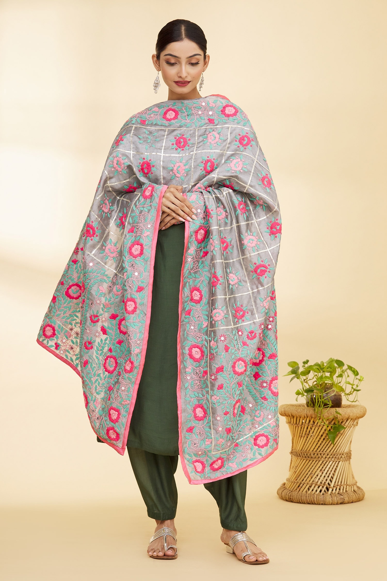 Buy Samyukta Singhania Grey Cotton Phulkari Dupatta Online | Aza Fashions