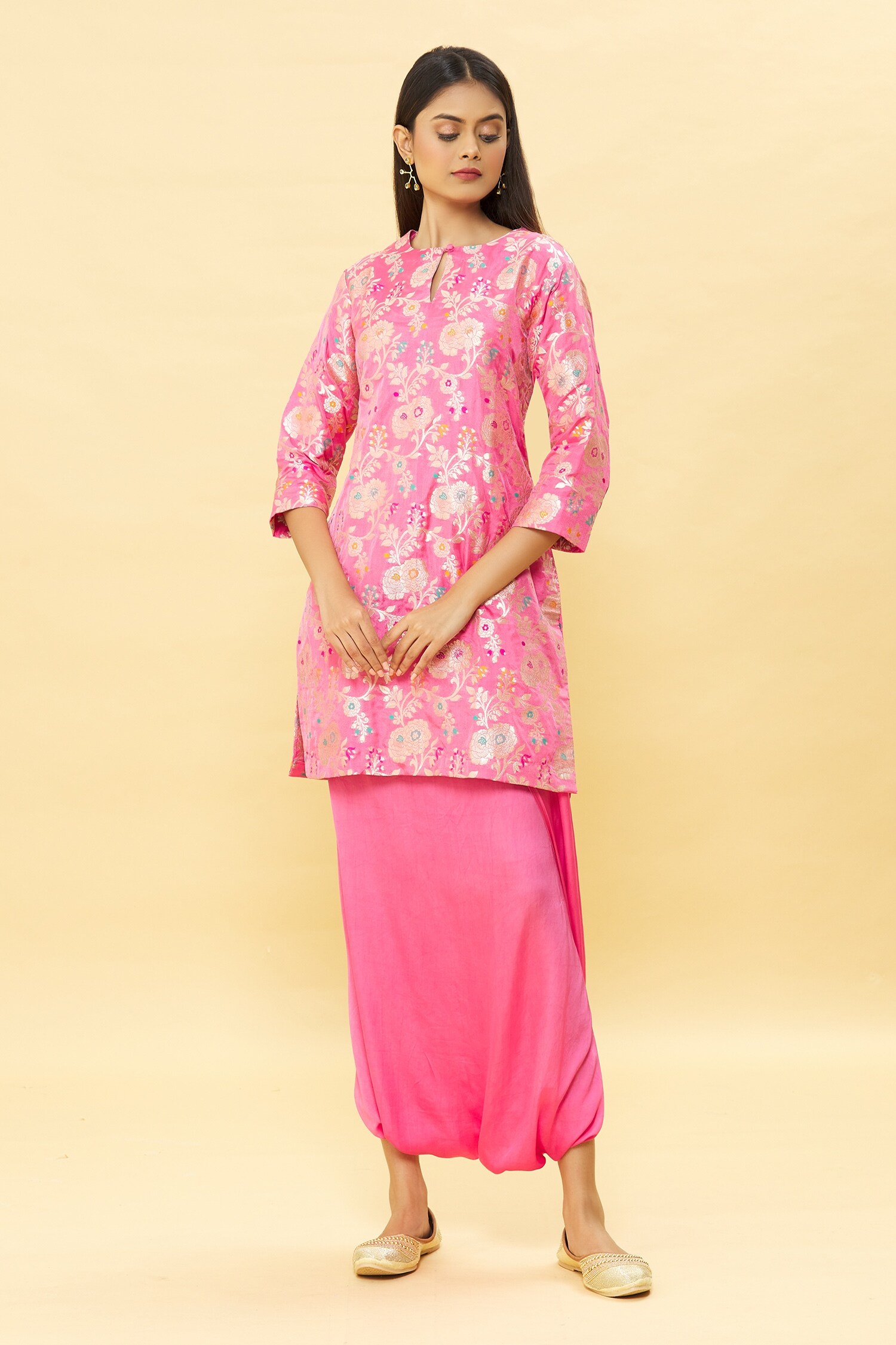 Buy Pinki Sinha Pink Banarasi Silk Kurta And Dhoti Pant Set Online ...