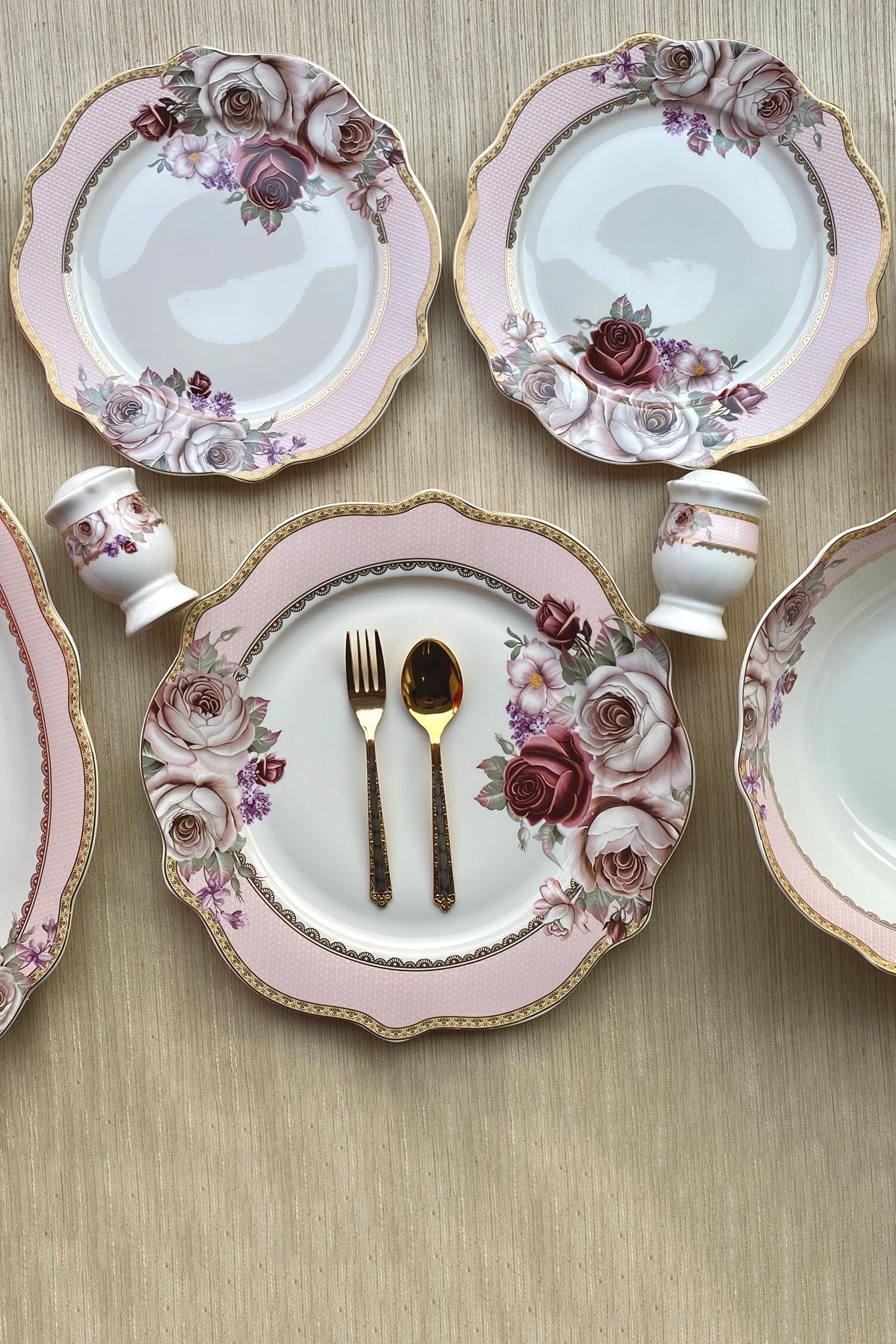Buy Vigneto Rose Garden Dinner Set (Set of 36) Online | Aza Fashions
