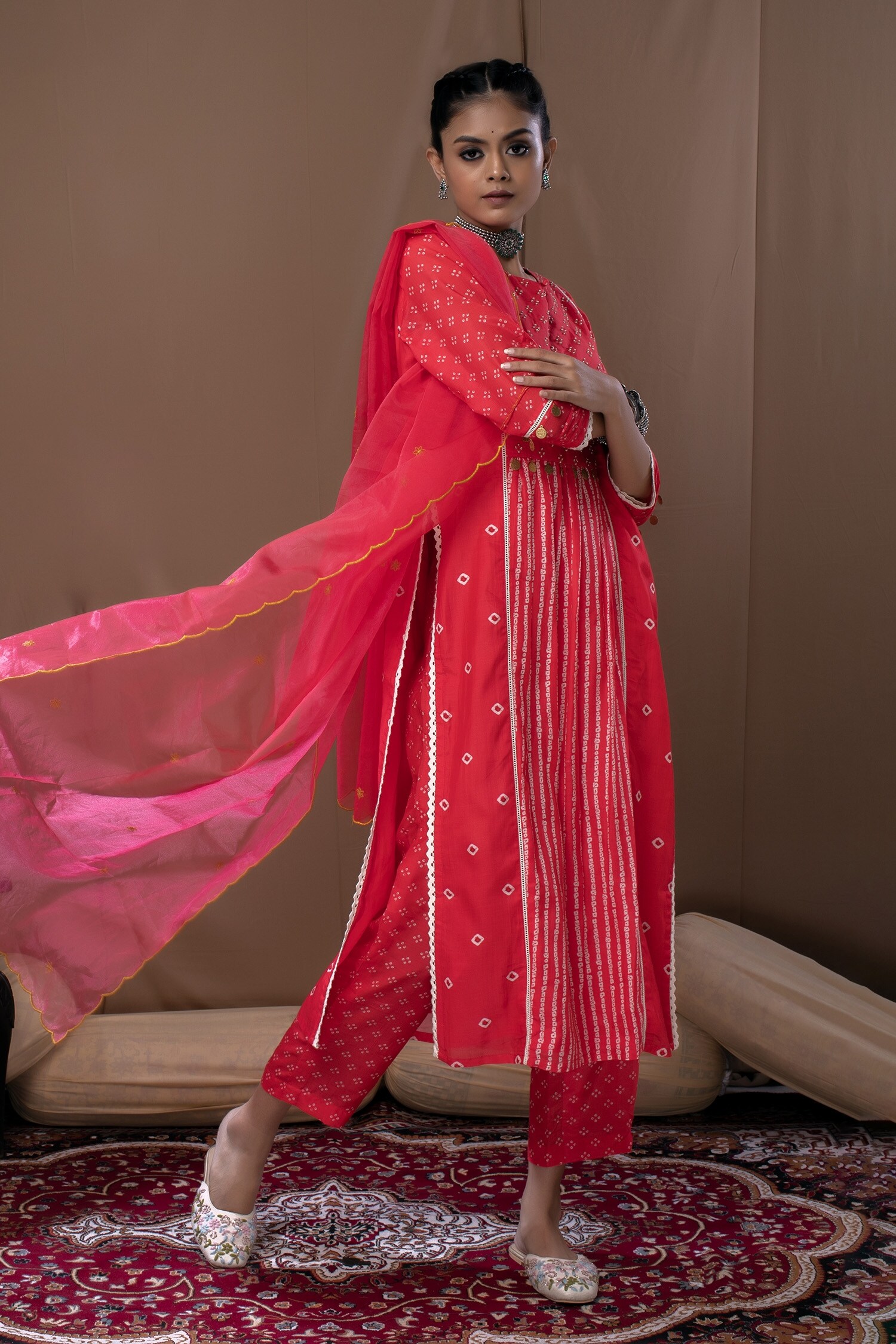 Buy Label Kinjal Modi Peach Cotton Silk Bandhani Print Kurta Pant Set ...