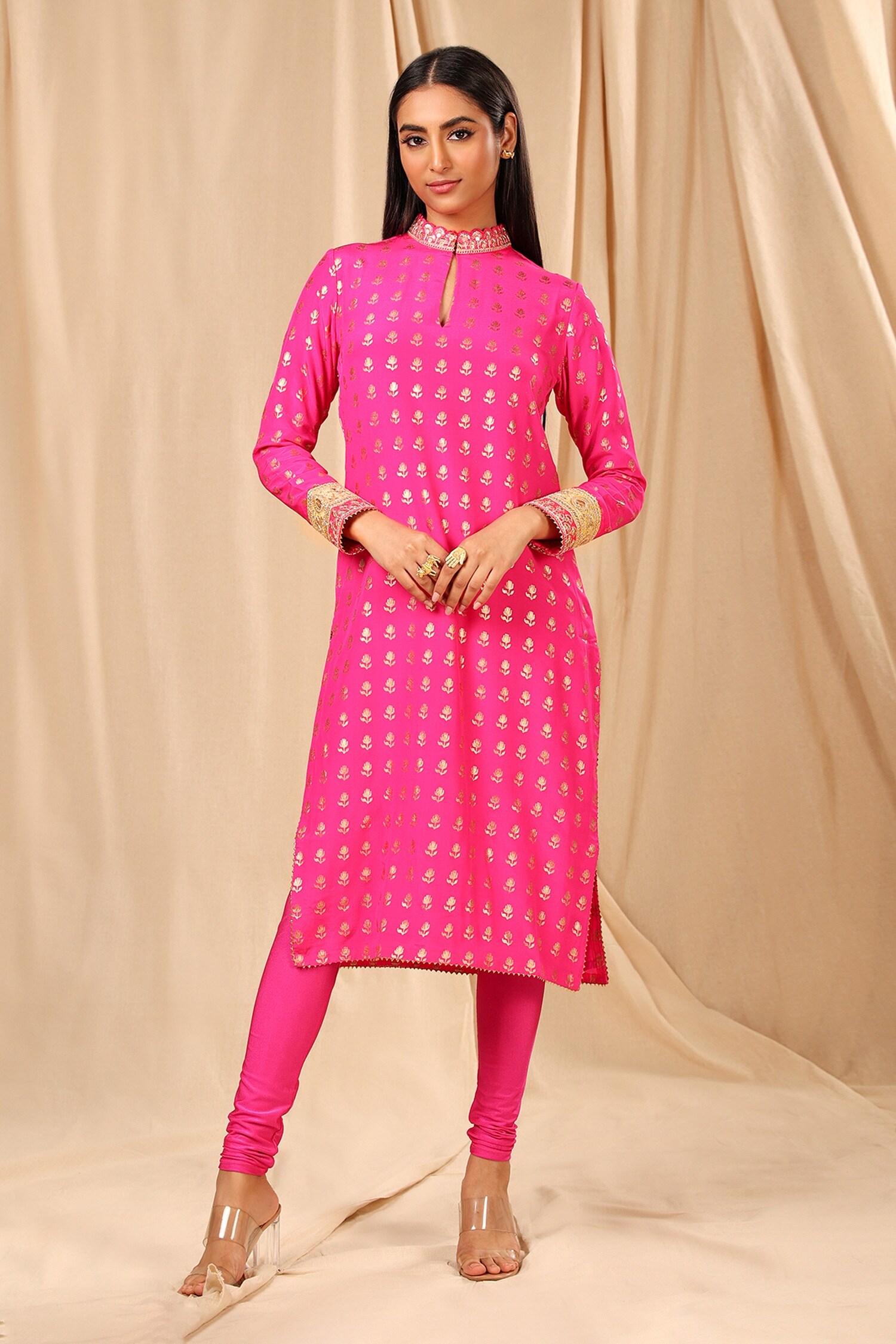 Buy Masaba Pink Silk Wallflower Foil Print Kurta Online | Aza Fashions