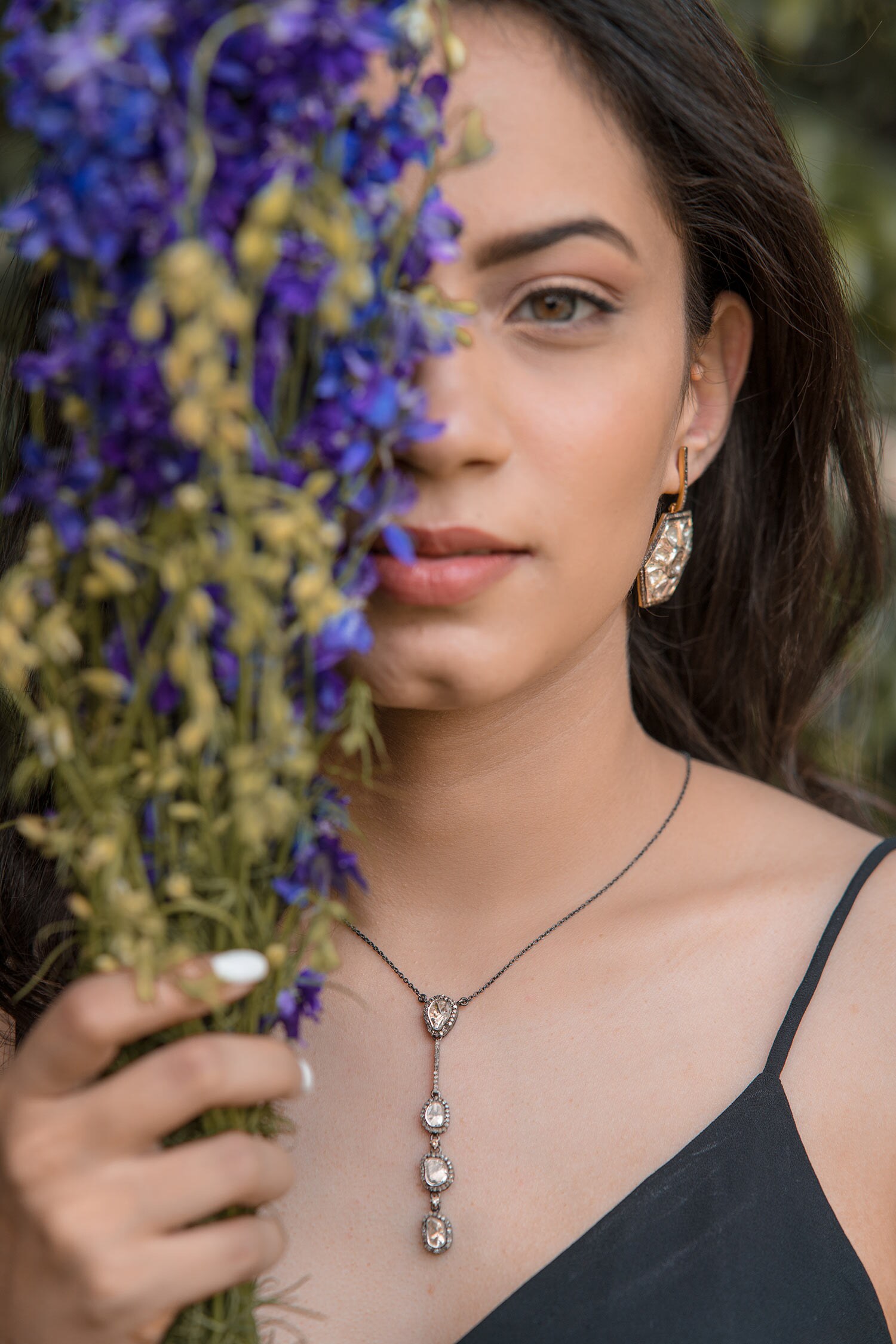 Buy The Alchemy Studio Diamond Ivy Cut Pendant Necklace Online | Aza Fashions