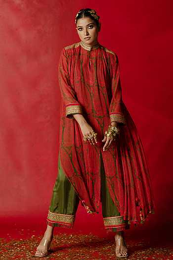 Buy Pink Kurta: Chiffon Printed And Embroidered Paisley & & Pant Set ...